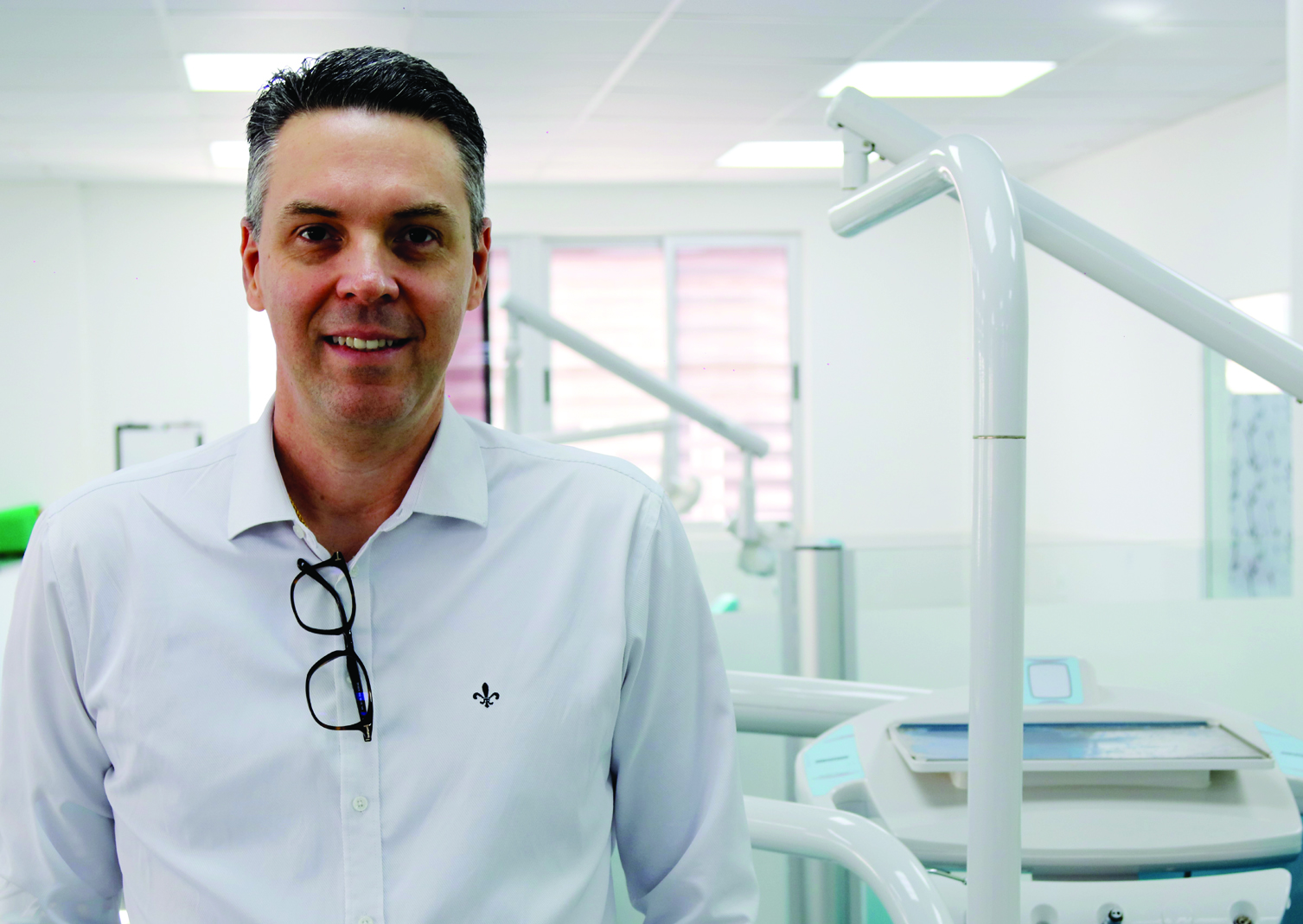 Endodontia tecnológica - O Perobal - UEL