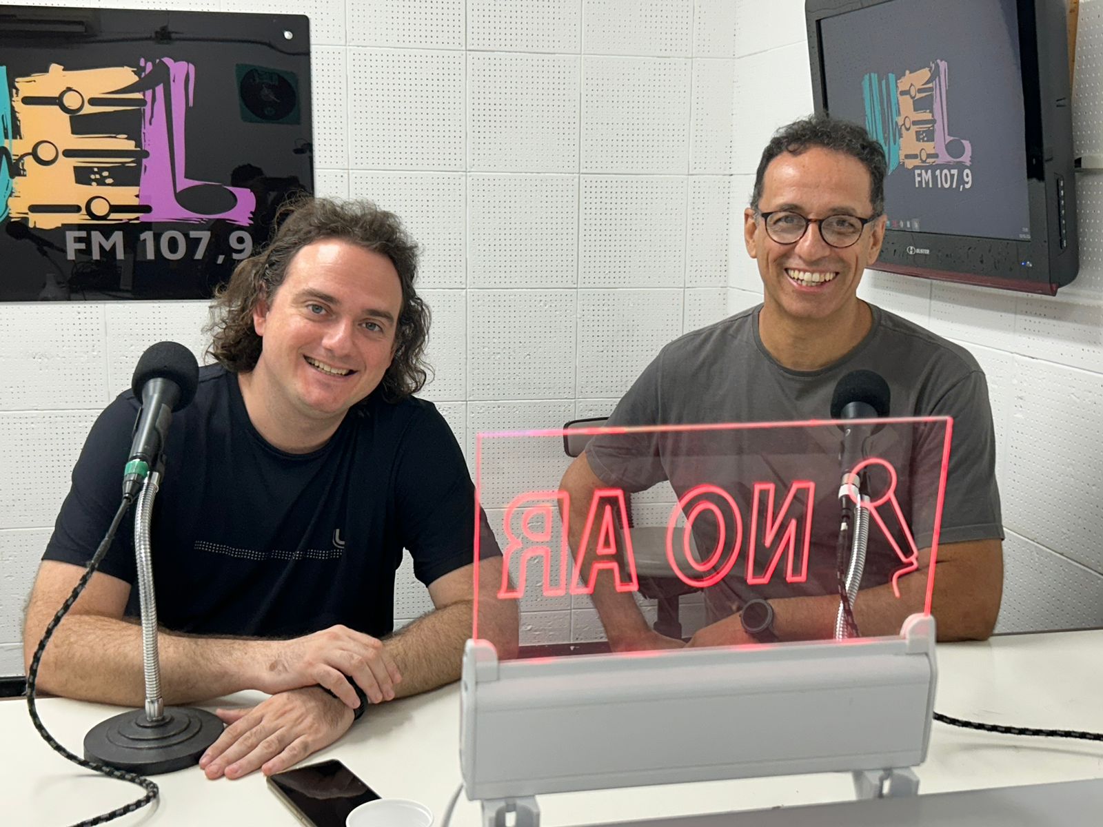 Espetáculo de palhaços do grupo Triolé sobre morte e luto estreia na DAC