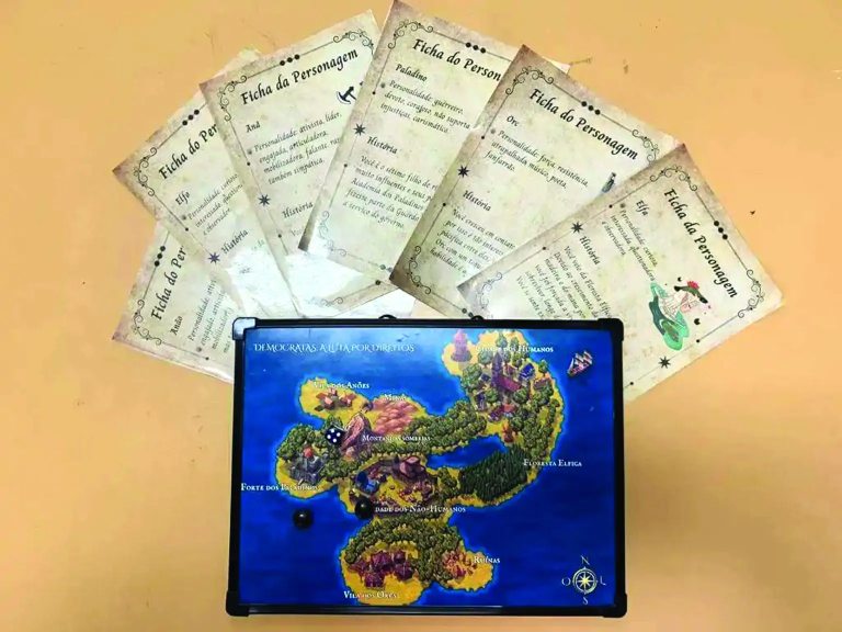 El juego de la democracia - O Perobal - UEL